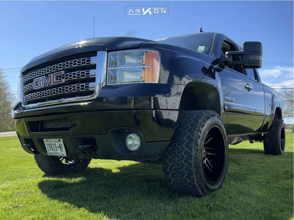 2013 GMC Sierra 2500 HD Wheel Offset Aggressive > 1" Outside Fender ...