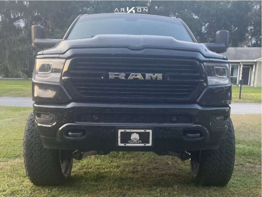 2019 Ram 1500 Wheel Offset Aggressive > 1" Outside Fender Suspension ...