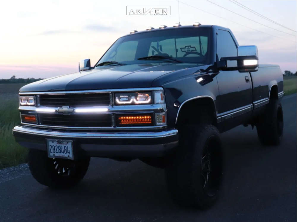 1998 Chevrolet C2500 Wheel Offset Aggressive > 1" Outside Fender ...