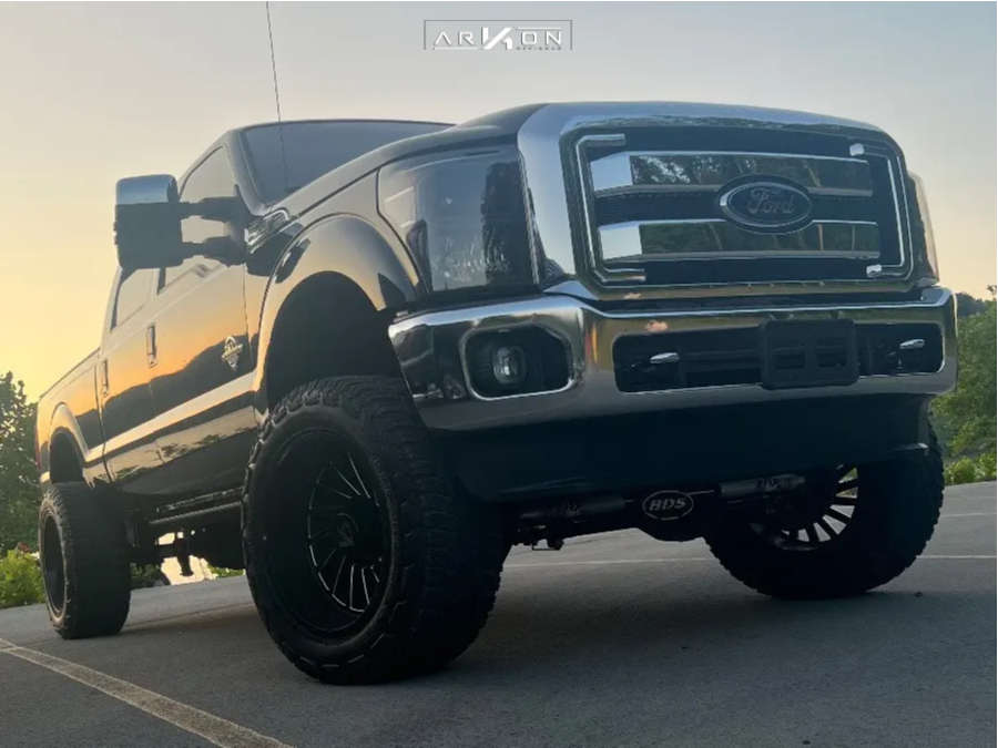 2012 Ford F-350 Super Duty Wheel Offset Aggressive > 1" Outside Fender ...