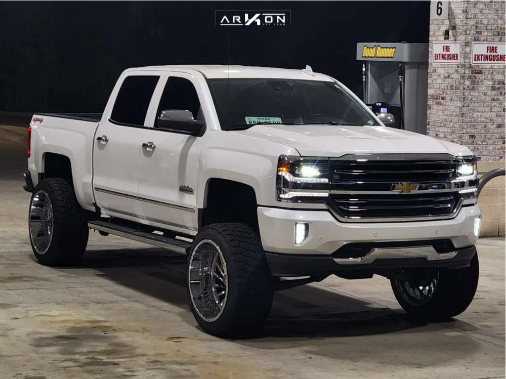 2017 Chevrolet Silverado 1500 Wheel Offset Aggressive > 1" Outside ...