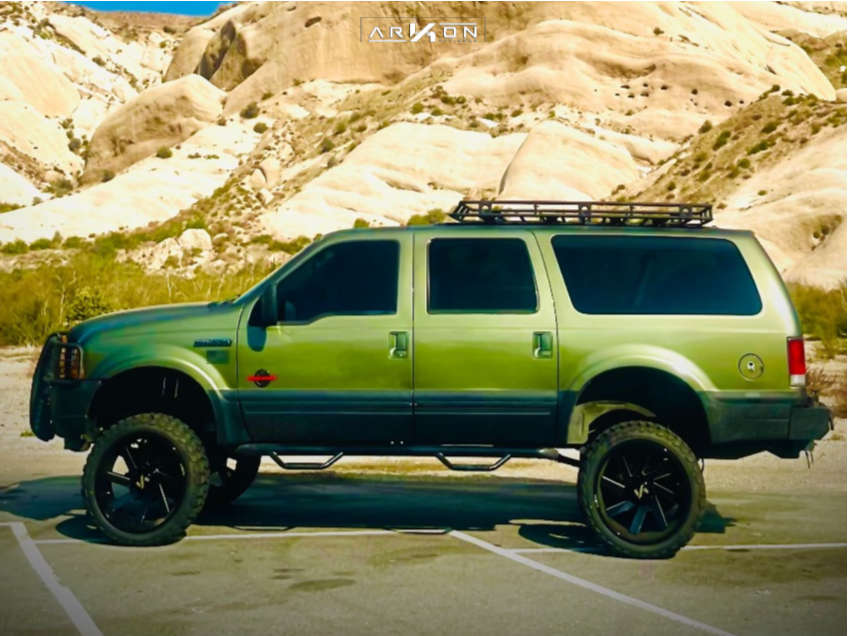 2000 Ford Excursion Wheel Offset Aggressive > 1" Outside Fender ...