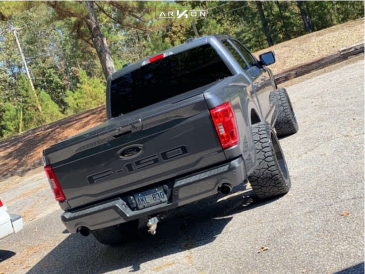 2022 Ford F-150 Wheel Offset Aggressive > 1" Outside Fender Leveling ...
