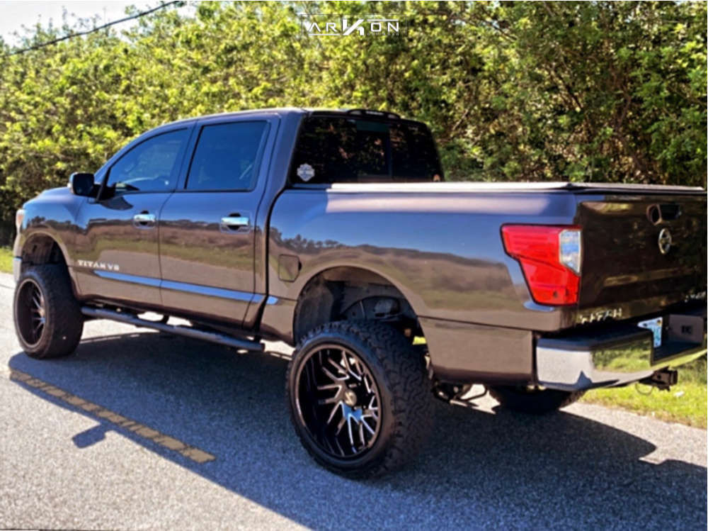 2019 Nissan TITAN Wheel Offset Aggressive > 1" Outside Fender ...