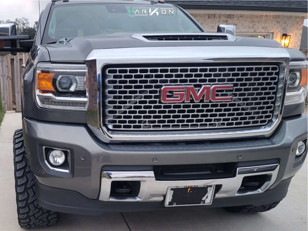 2017 GMC Sierra 2500 HD Wheel Offset Aggressive > 1" Outside Fender ...