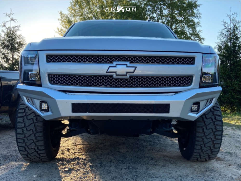2010 Chevrolet Silverado 1500 Wheel Offset Aggressive > 1" Outside ...