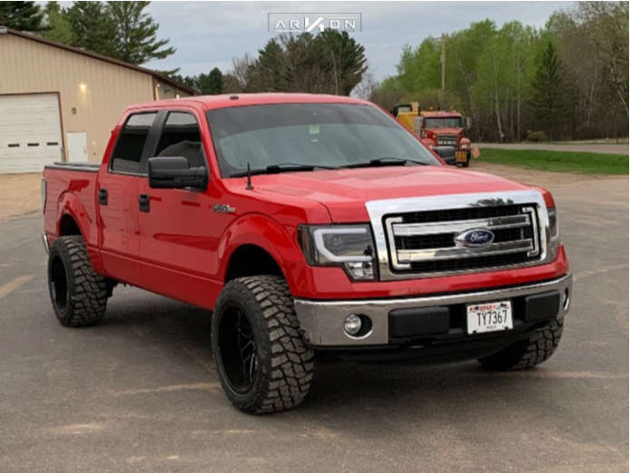 2014 Ford F150 With Leveling Kit