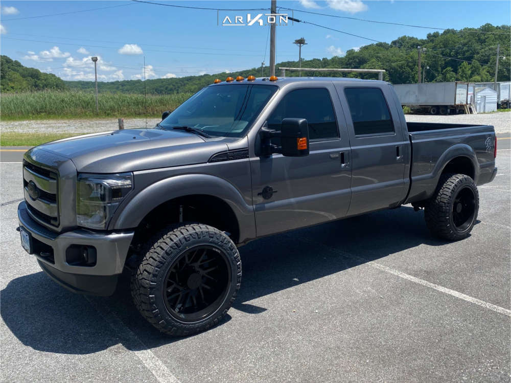 2012 Ford F-350 Super Duty Wheel Offset Aggressive > 1" Outside Fender ...