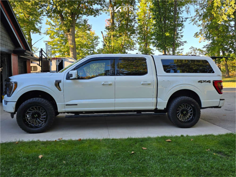 2023 Ford F-150 Wheel Offset Aggressive > 1" Outside Fender Leveling ...