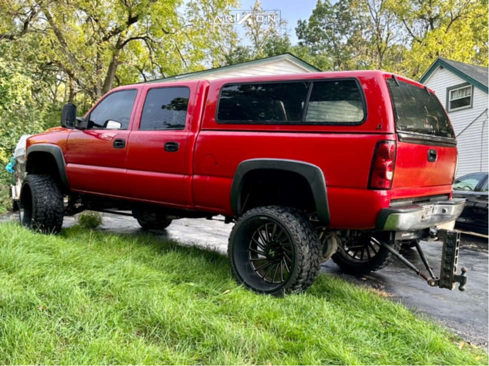 2001 Chevrolet Silverado 2500 HD Wheel Offset Aggressive > 1" Outside ...