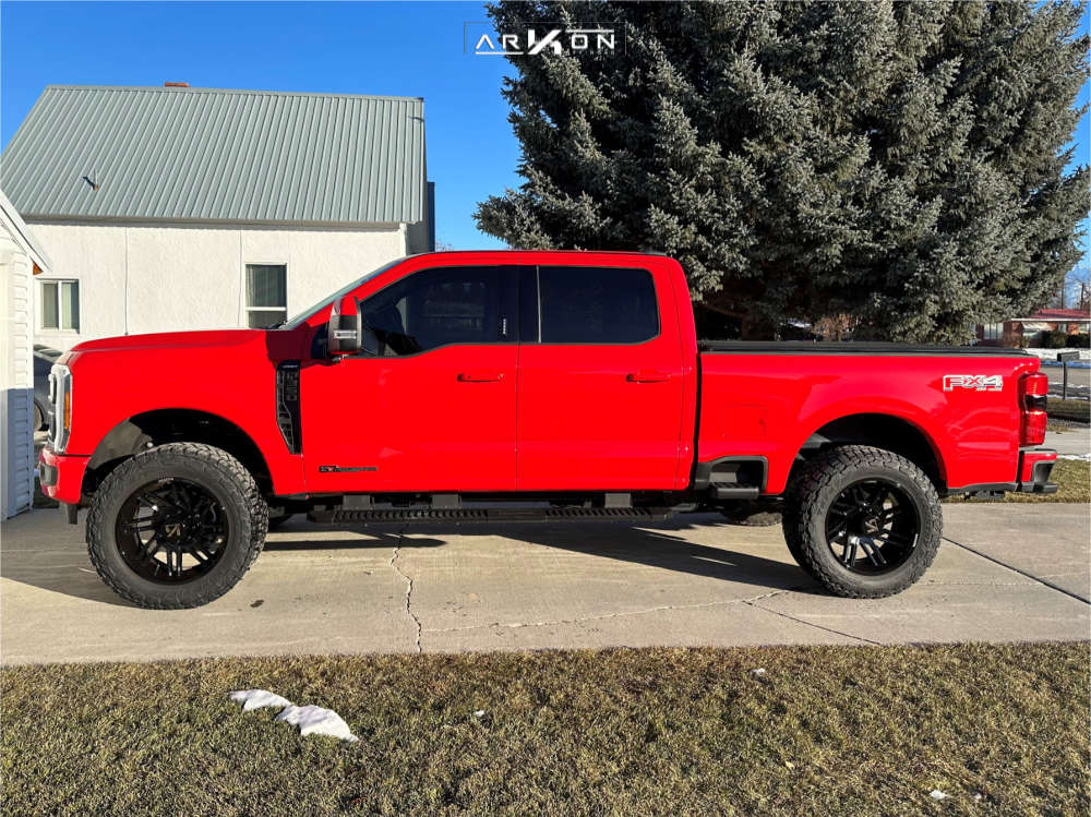 2023 Ford F-350 Super Duty Wheel Offset Aggressive > 1" Outside Fender ...