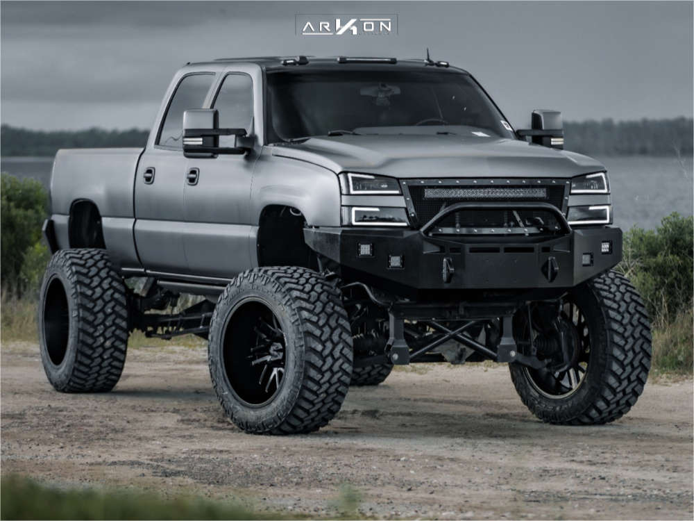 2005 Chevrolet Silverado 2500 HD Wheel Offset Hella Stance >5 ...