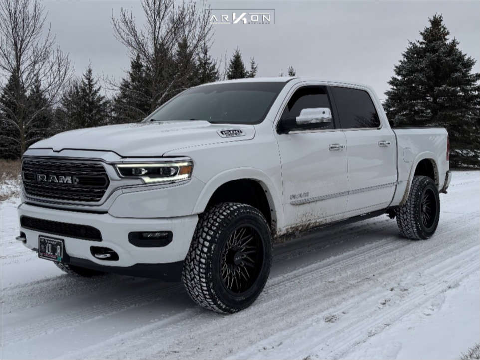2022 Ram 1500 Wheel Offset Aggressive > 1" Outside Fender Stock ...