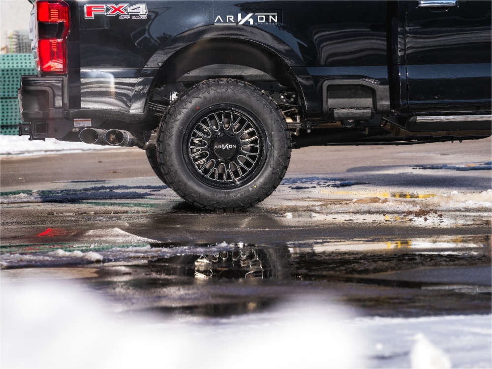 2025 Ford F-250 Super Duty Wheel Offset Aggressive > 1" Outside Fender ...