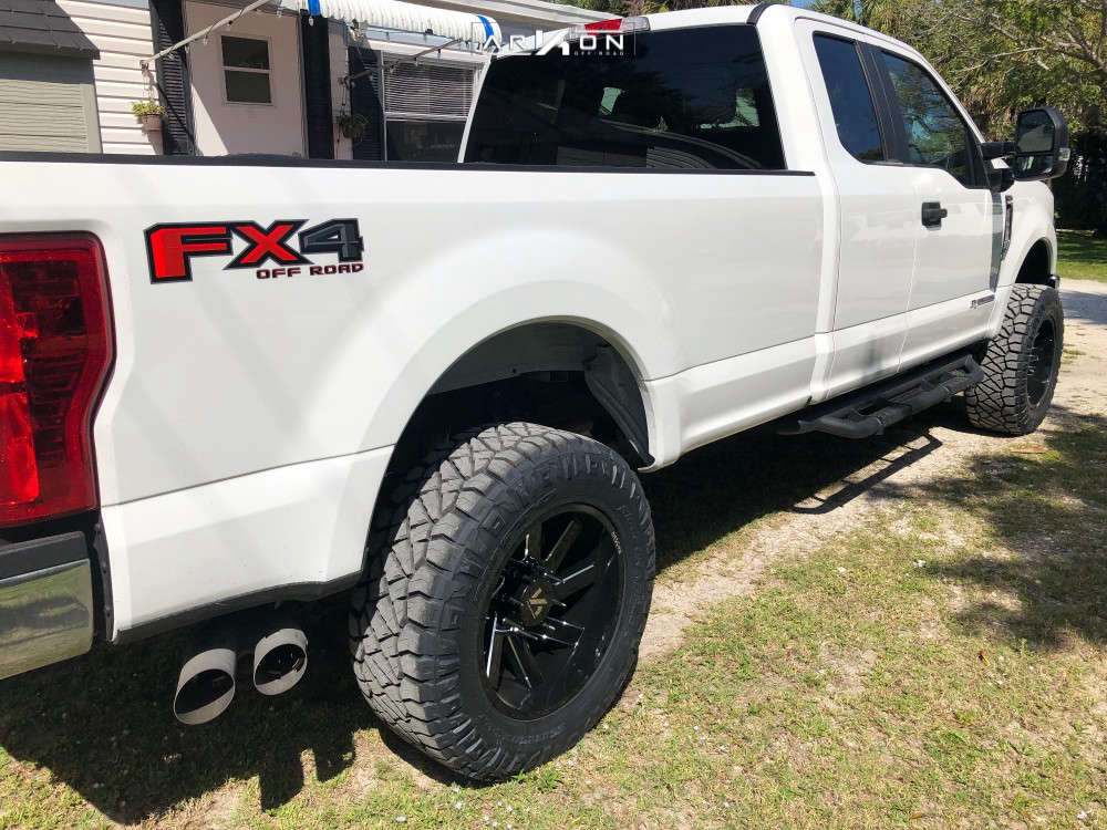 2017 Ford F-250 Super Duty Wheel Offset Aggressive > 1" Outside Fender ...