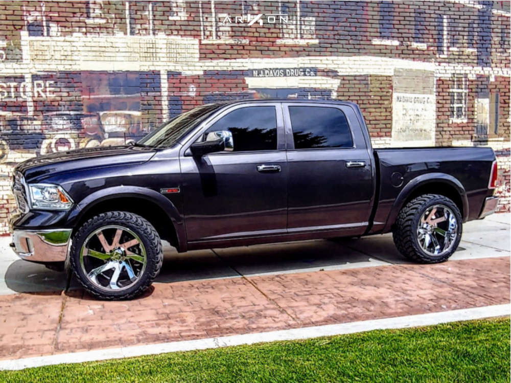 2015 Ram 1500 Wheel Offset Aggressive > 1" Outside Fender Stock ...