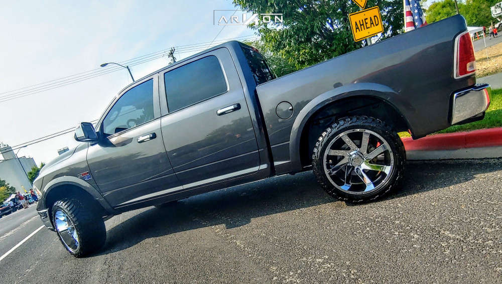 2015 Ram 1500 Wheel Offset Aggressive > 1" Outside Fender Stock ...