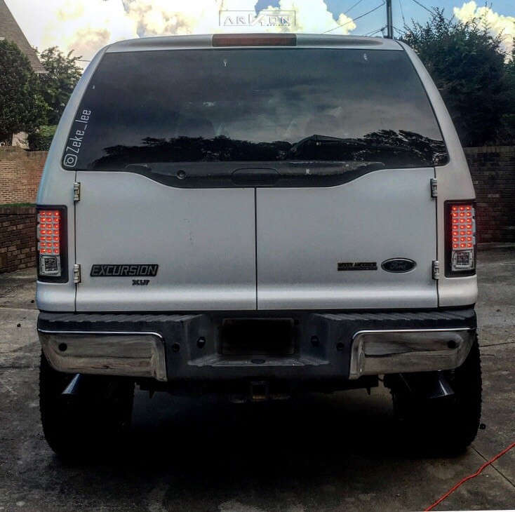 2000 Ford Excursion Wheel Offset Super Aggressive 3"-5" Suspension Lift ...
