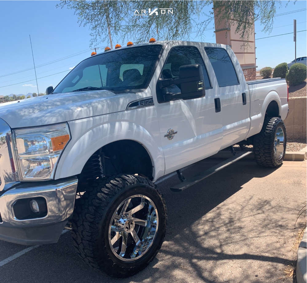 2012 Ford F-350 Super Duty Wheel Offset Aggressive > 1" Outside Fender ...