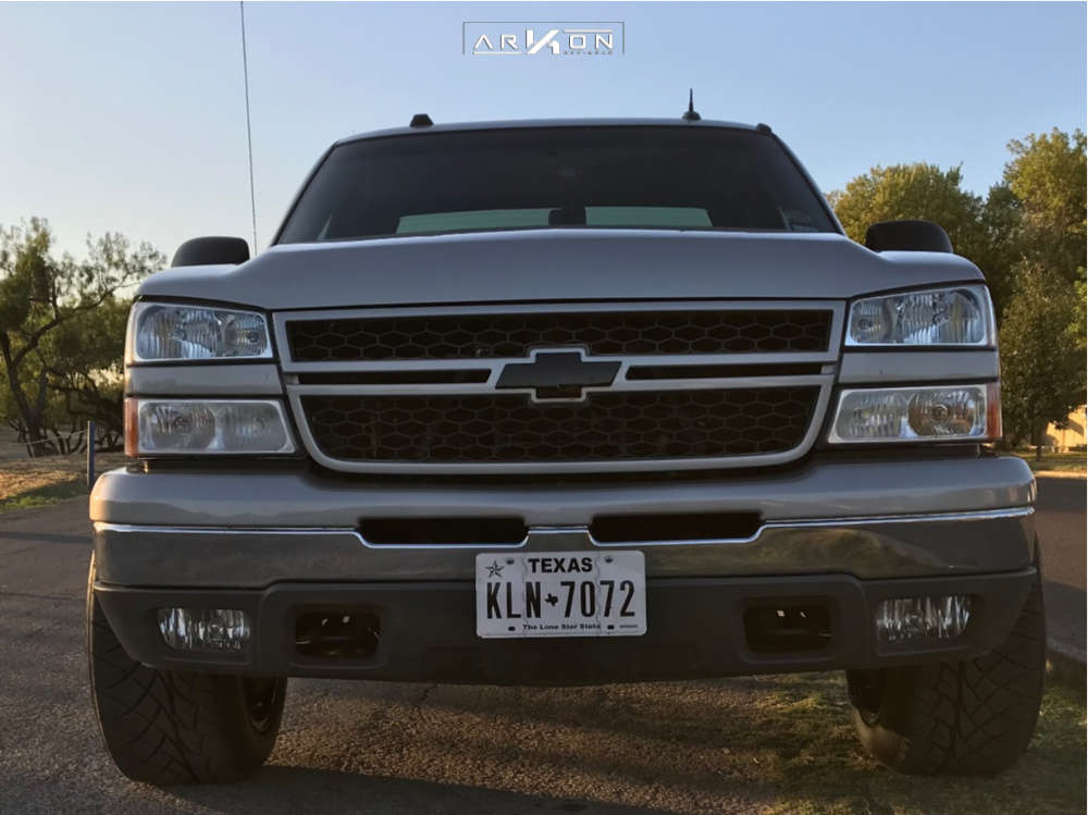 2004 Chevrolet Silverado 1500 Wheel Offset Aggressive > 1" Outside ...