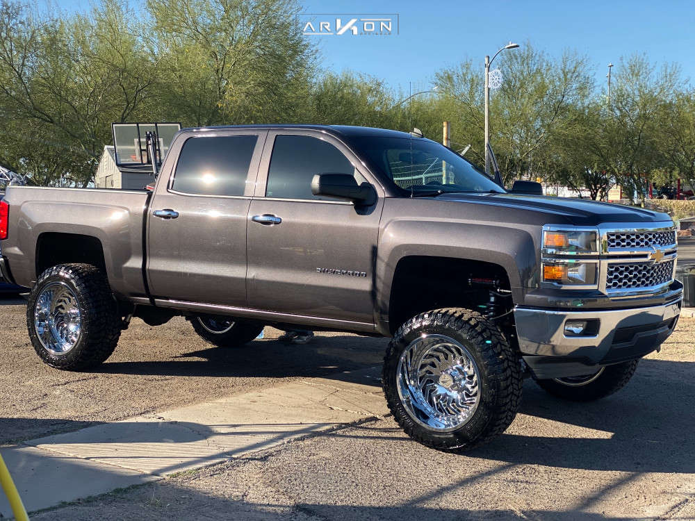 2014 Chevy Silverado 22 Wheels