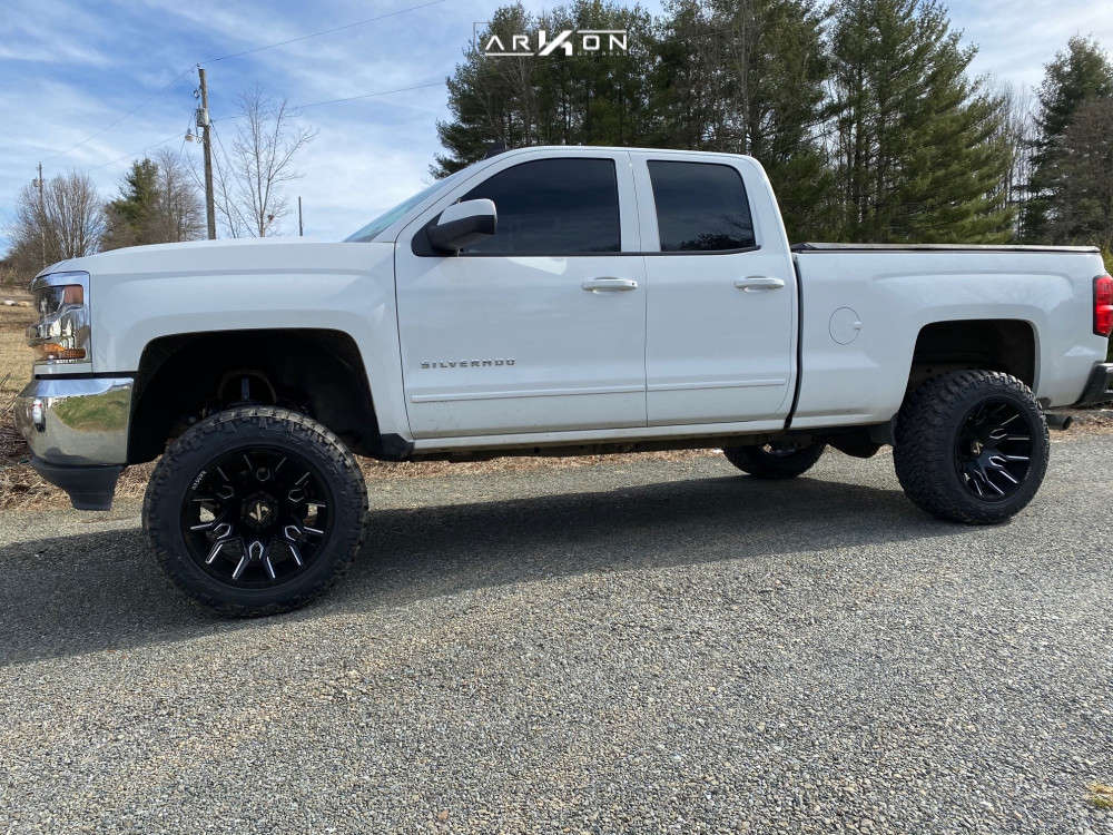 2018 Chevrolet Silverado 1500 Wheel Offset Super Aggressive 3"-5 ...