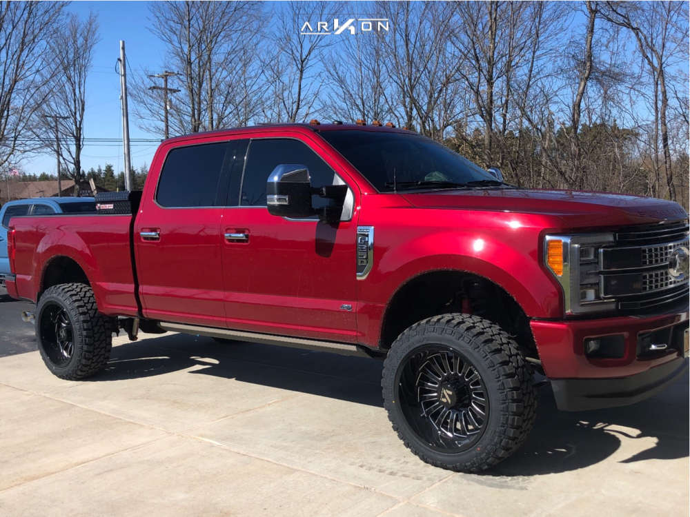 2017 Ford F-250 Super Duty Wheel Offset Aggressive > 1" Outside Fender ...