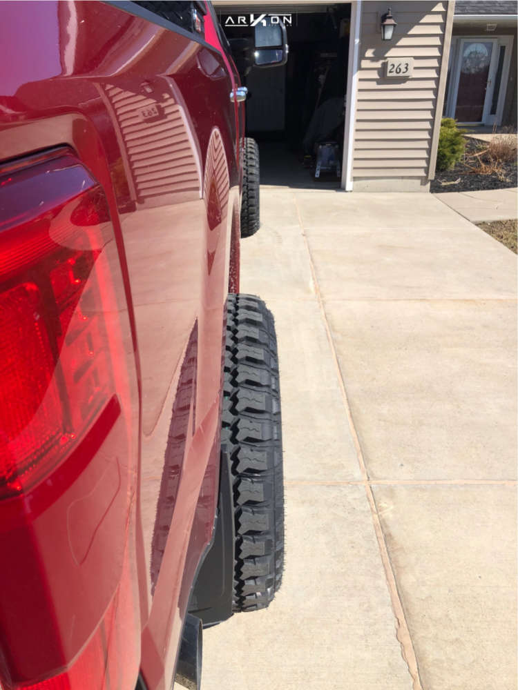 2017 Ford F-250 Super Duty Wheel Offset Aggressive > 1" Outside Fender ...
