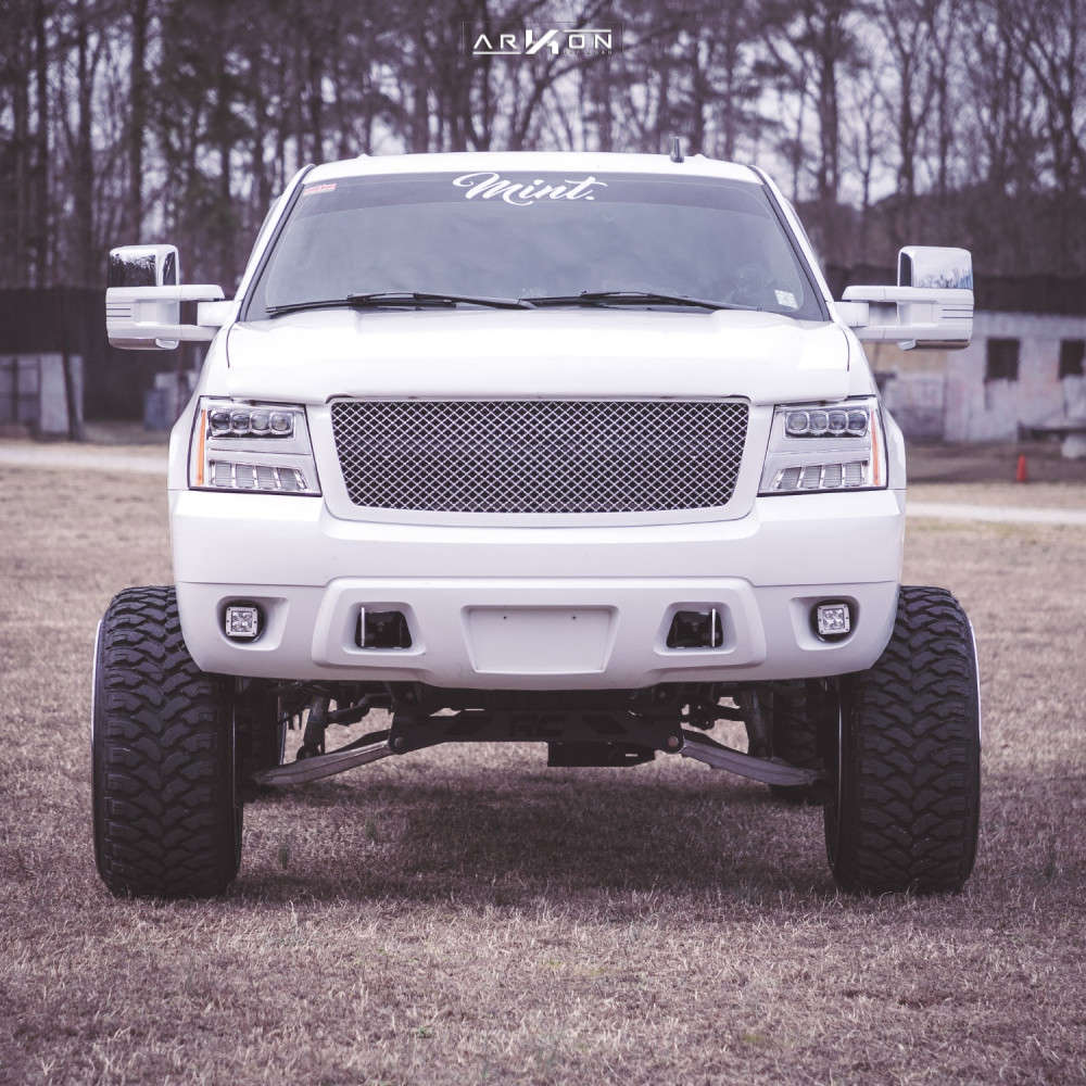 2007 Chevrolet Suburban 1500 Wheel Offset Hella Stance >5" Suspension ...